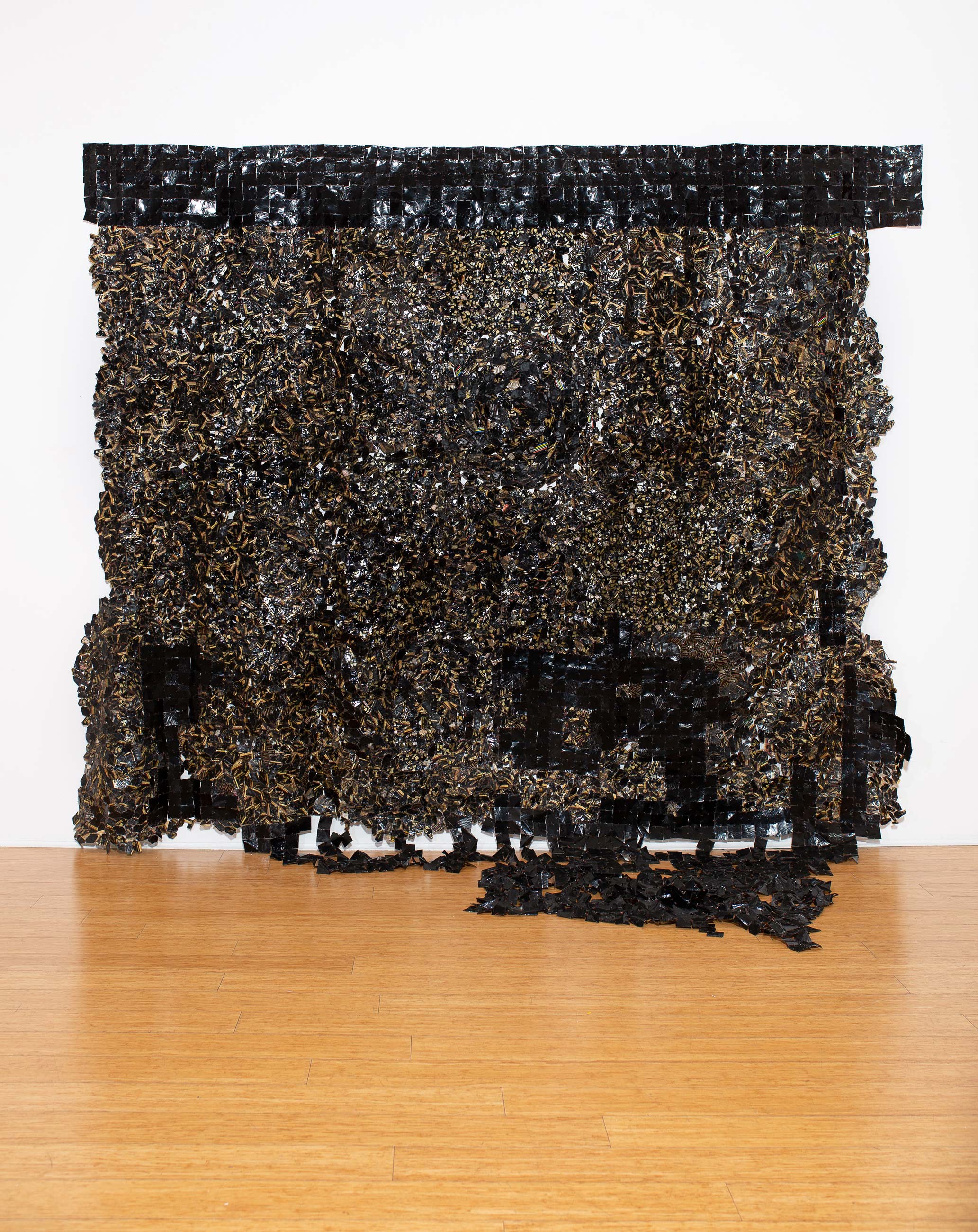 OCTOBER GALLERY | EL ANATSUI | ART | BIOGRAPHY | ART FOR SALE